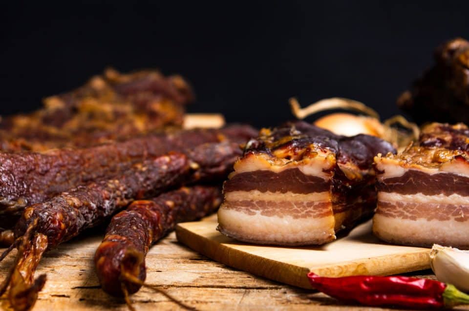 Bacon Skin On Or Off During Smoking? Which Method Is Best?