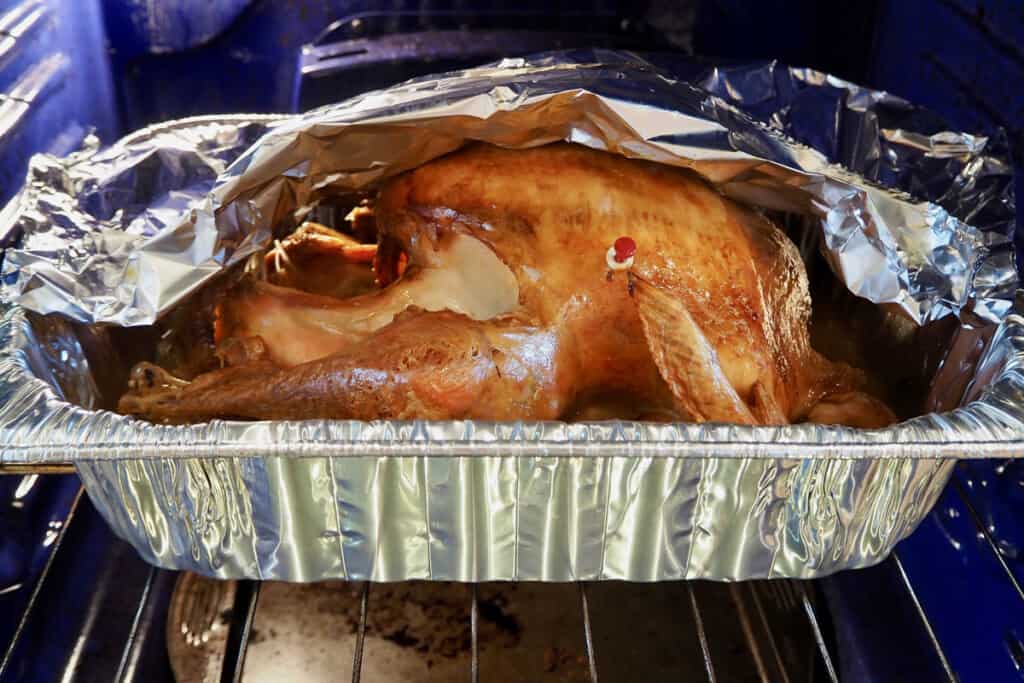 Should I Cover My Turkey With Foil While Cooking It?