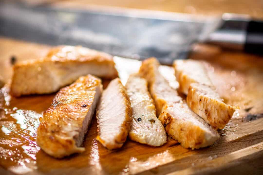 How Long Can Cooked Meat Sit Out At Room Temperature?