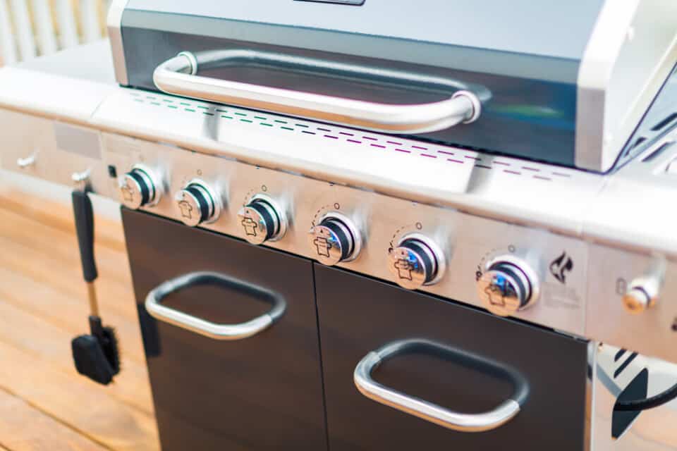 Gas Grill Gets Too Hot On Low Setting: Causes And Fixes