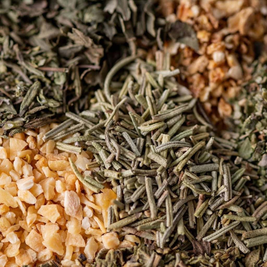 5 Flavor-Packed Dry Rub Recipes + Tips To Keep Them Fresh