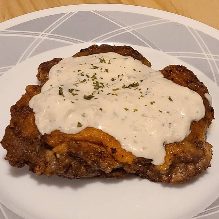 Southern Style Country Fried Steak With Gravy