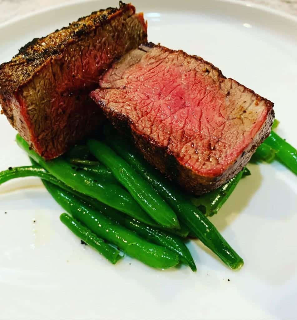 Quick & Tender Grilled Filet Mignon (Foolproof Recipe)