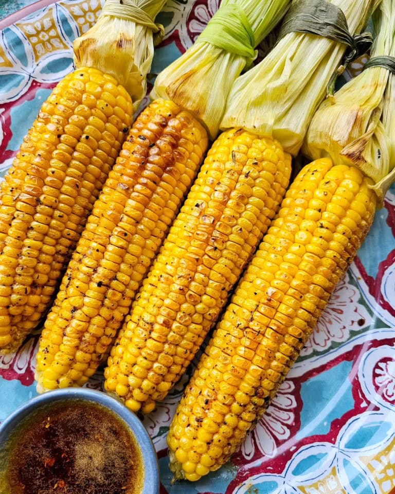 8 Tasty Ways To Enjoy Grilled Corn On The Cob