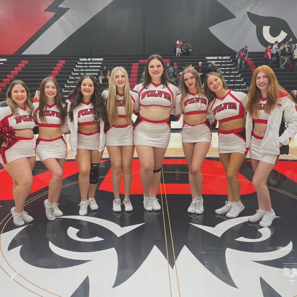 18 Soccer Mom Vs. BBQ Dad Spirit Week Ideas That’ll Have Everyone Laughing