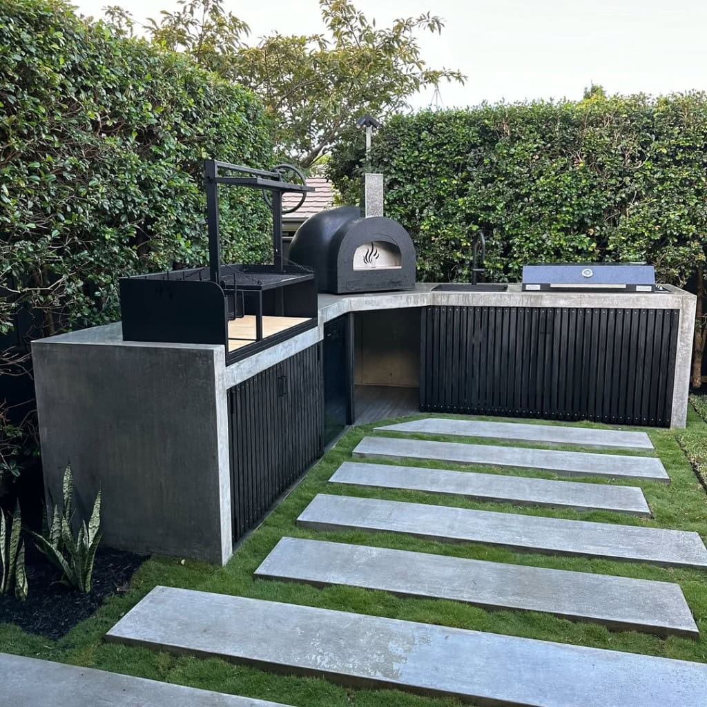 12 Smart Small Outdoor Kitchen Ideas To Maximize Your Space