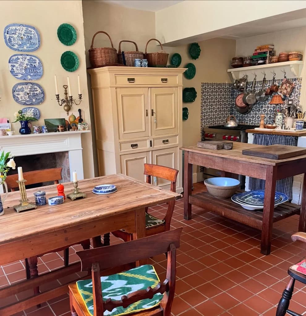 13 Rustic Outdoor Kitchen Ideas For A Cozy Dining Experience