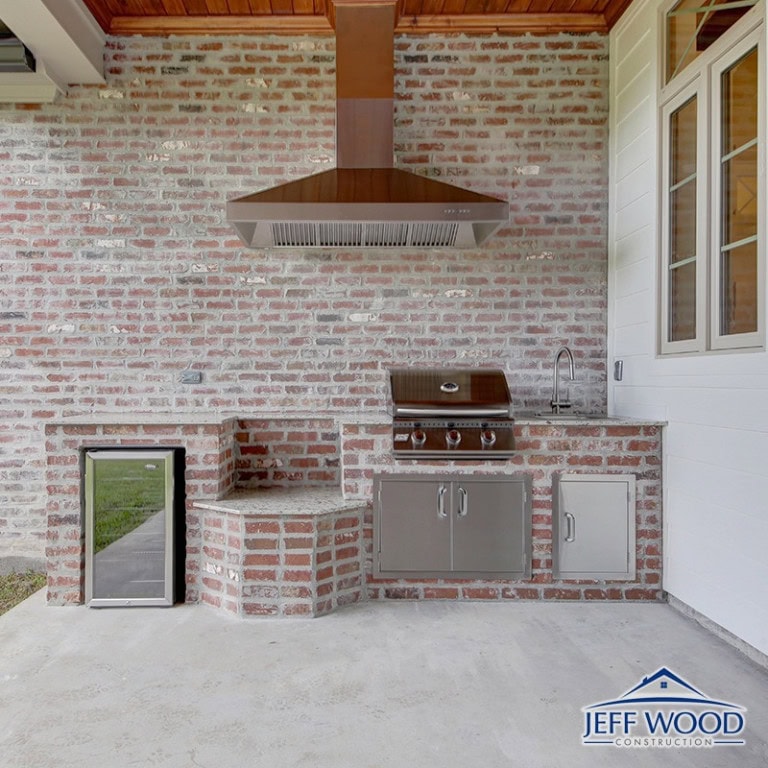 20 Reasons A Brick Outdoor Kitchen Will Transform Your Backyard