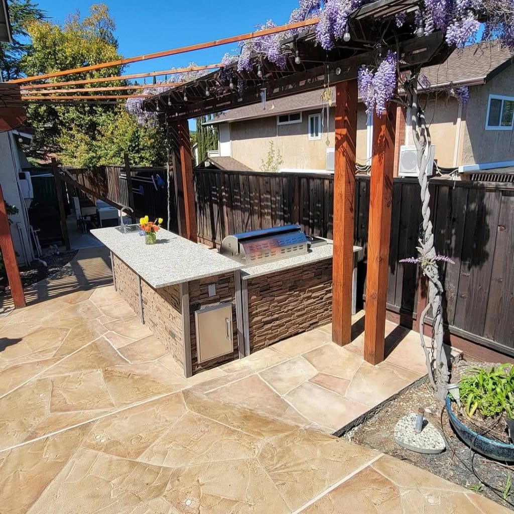 20 Outdoor Kitchen Bar Ideas: Your Backyard’s Best Upgrade