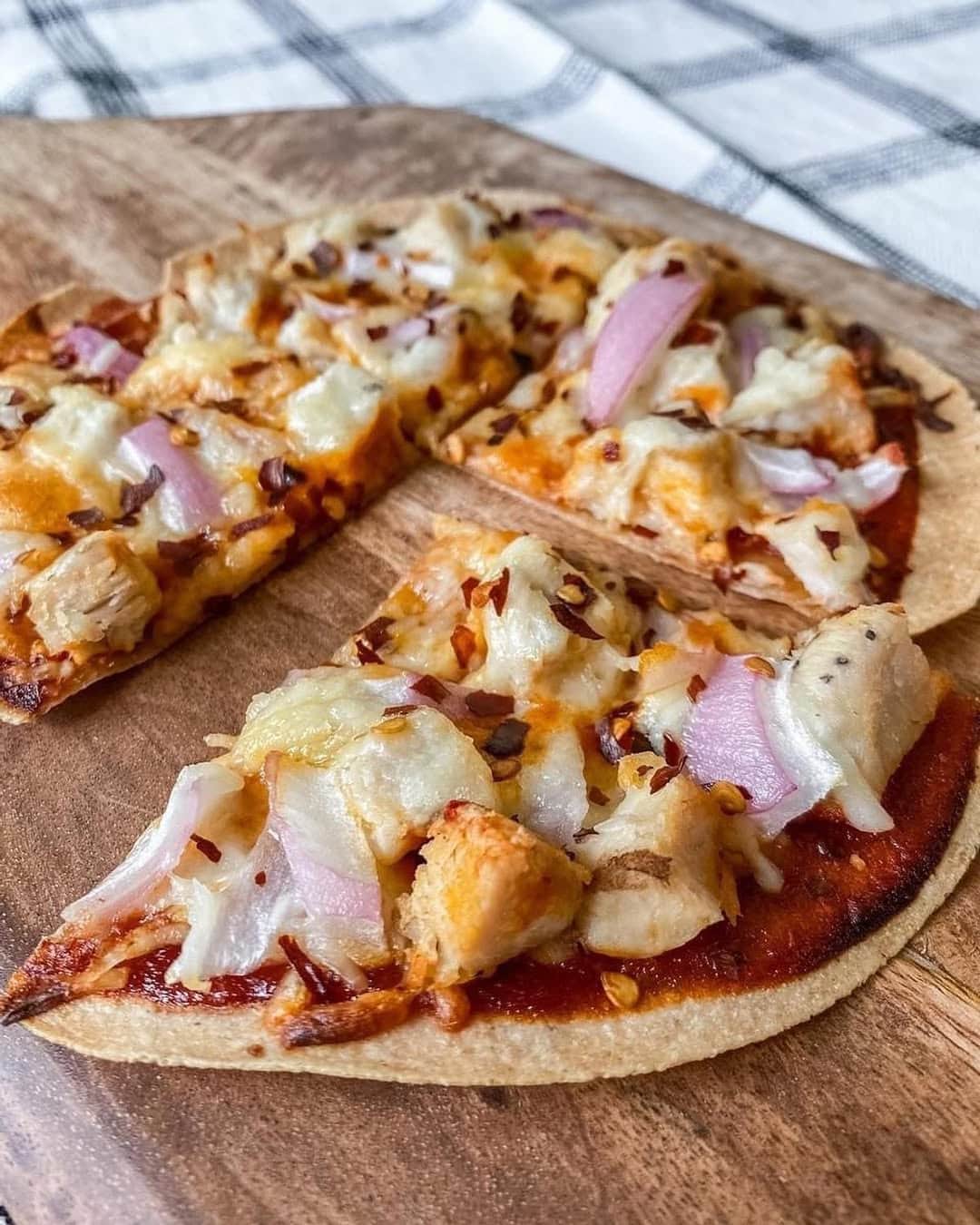 20+ Tasty BBQ Chicken Pizza Ideas For Your Next Pizza Party