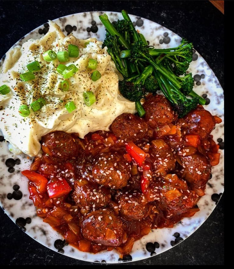 40+ Flavor-Packed BBQ Meatball Recipes For Every Occasion