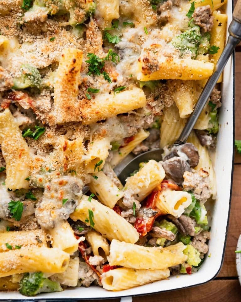 34 Ways To Turn Leftover Turkey Into Incredible Dishes