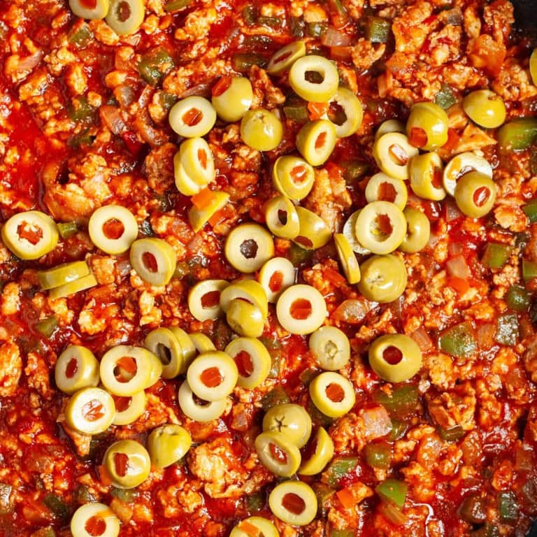 Cooking With Ground Chicken: 45 Irresistible Recipes