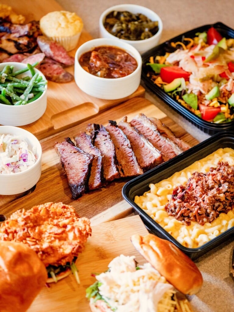 Ultimate BBQ Breakfast: Smoked & Cast Iron Recipes